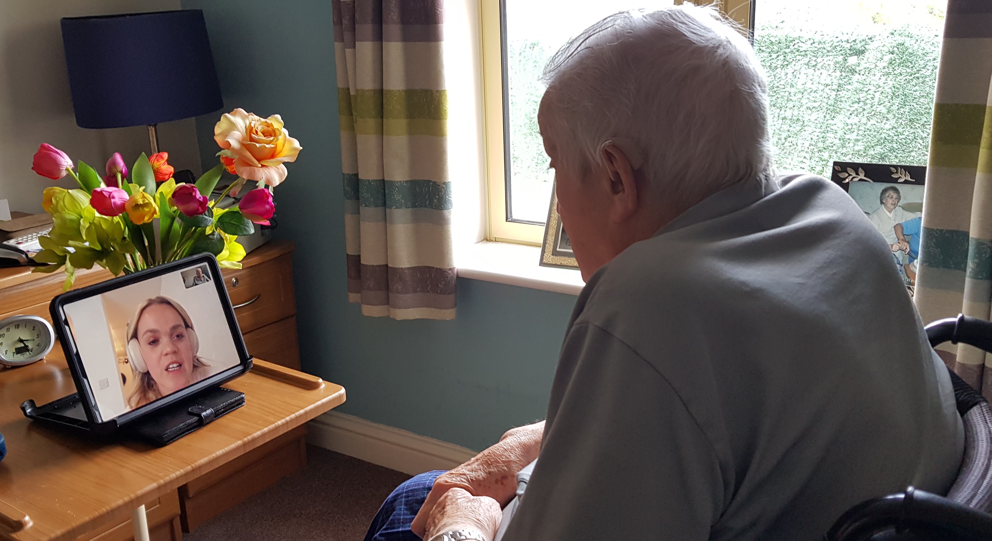 Paralympics pioneer shares Gold Medal Memories with Ellie Simmonds | OSJCT