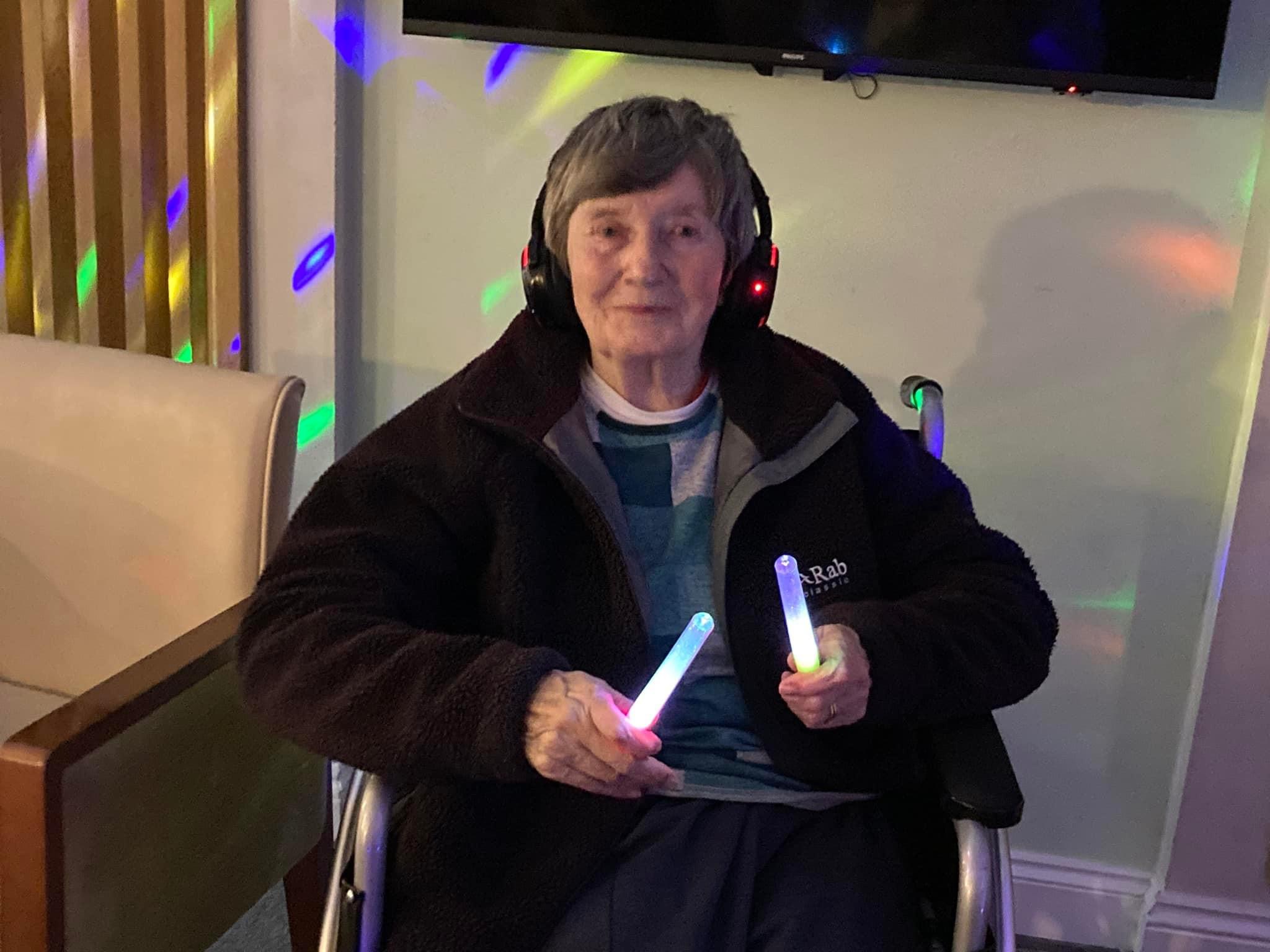Silent disco rave at Goodson Lodge goes viral on TikTok | OSJCT