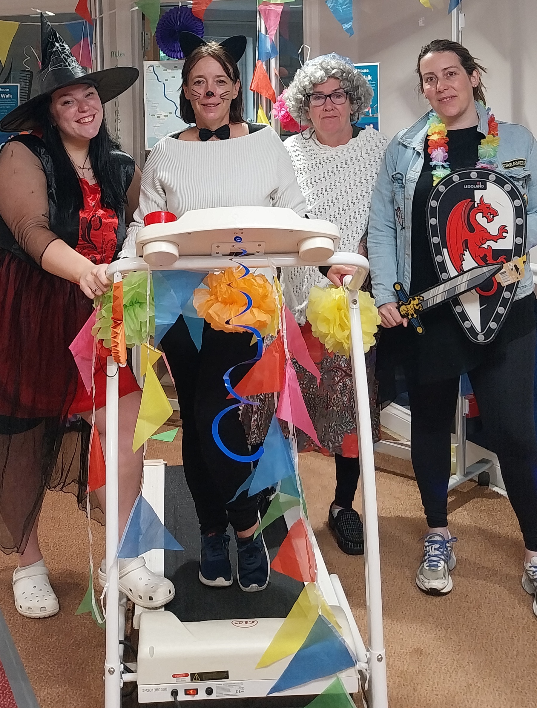 Madley Park care home raises over £350 for dementia awareness with 50 ...