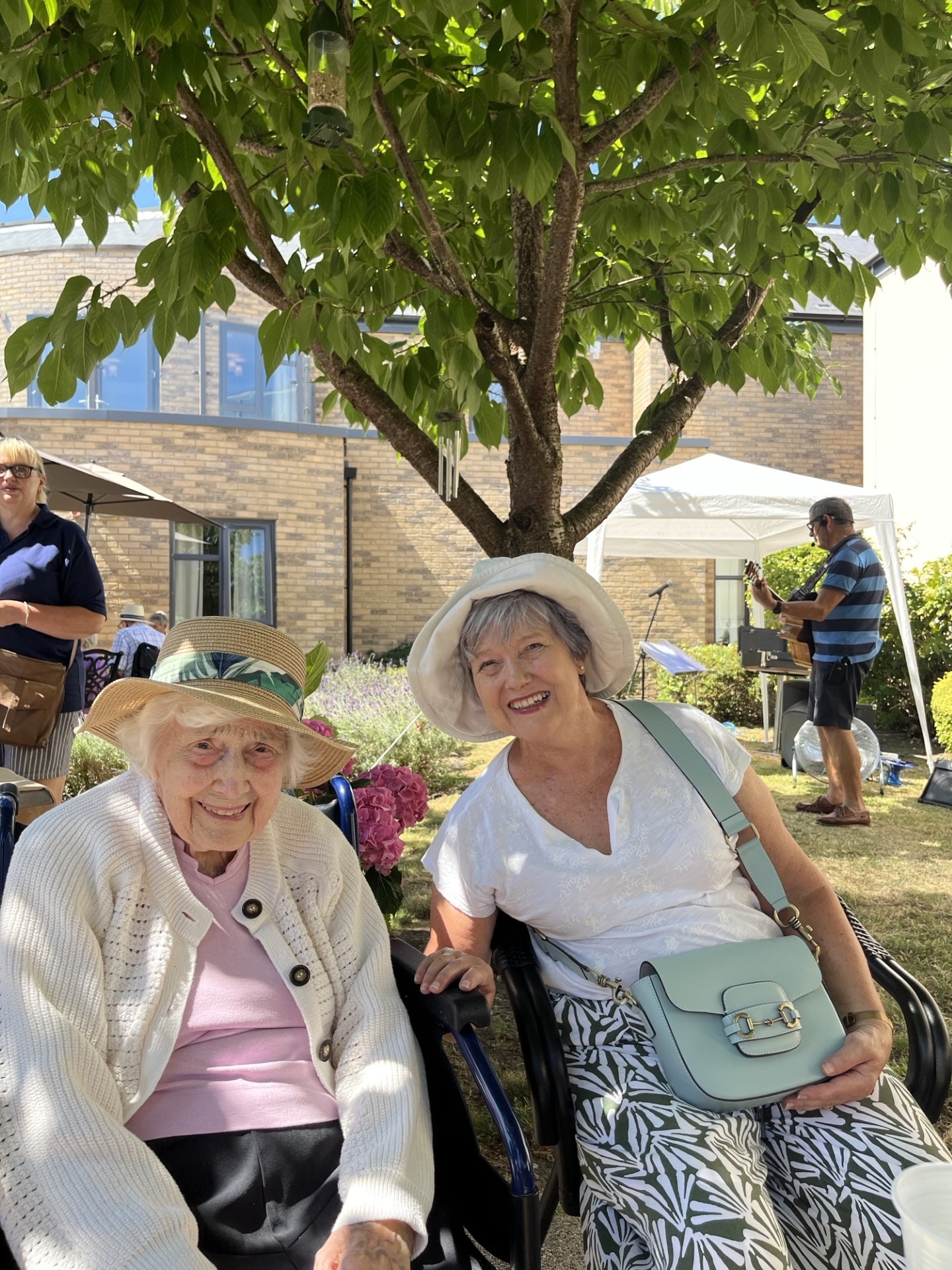 Goodson Lodge hosts community summer fête